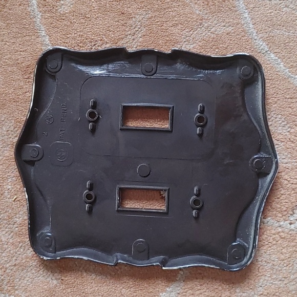 Amerock | Accents | Vintage Amerock Dual Light Switch Cover Plate ...